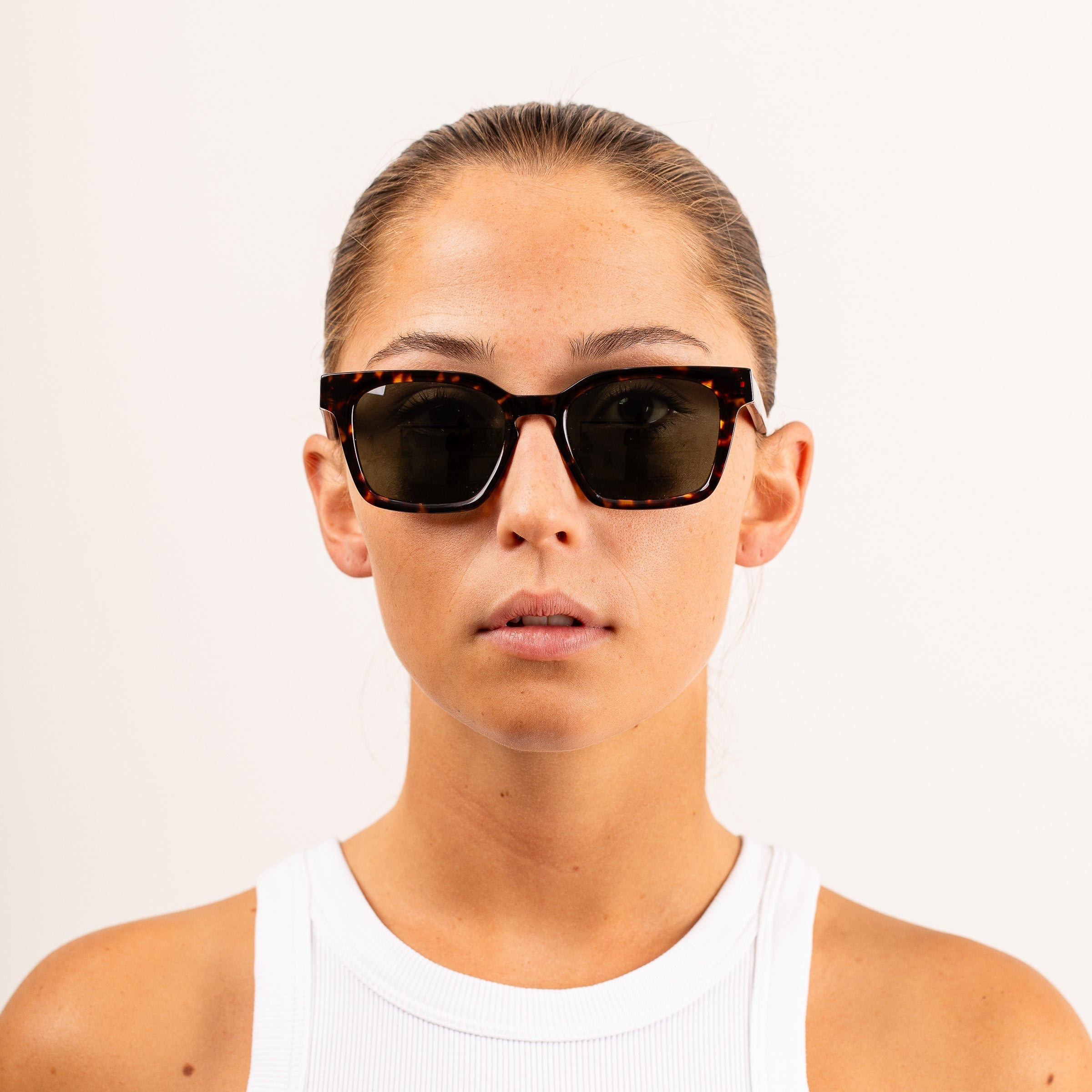 Otis Interlude - Eco Matte Hinton Tort / Green